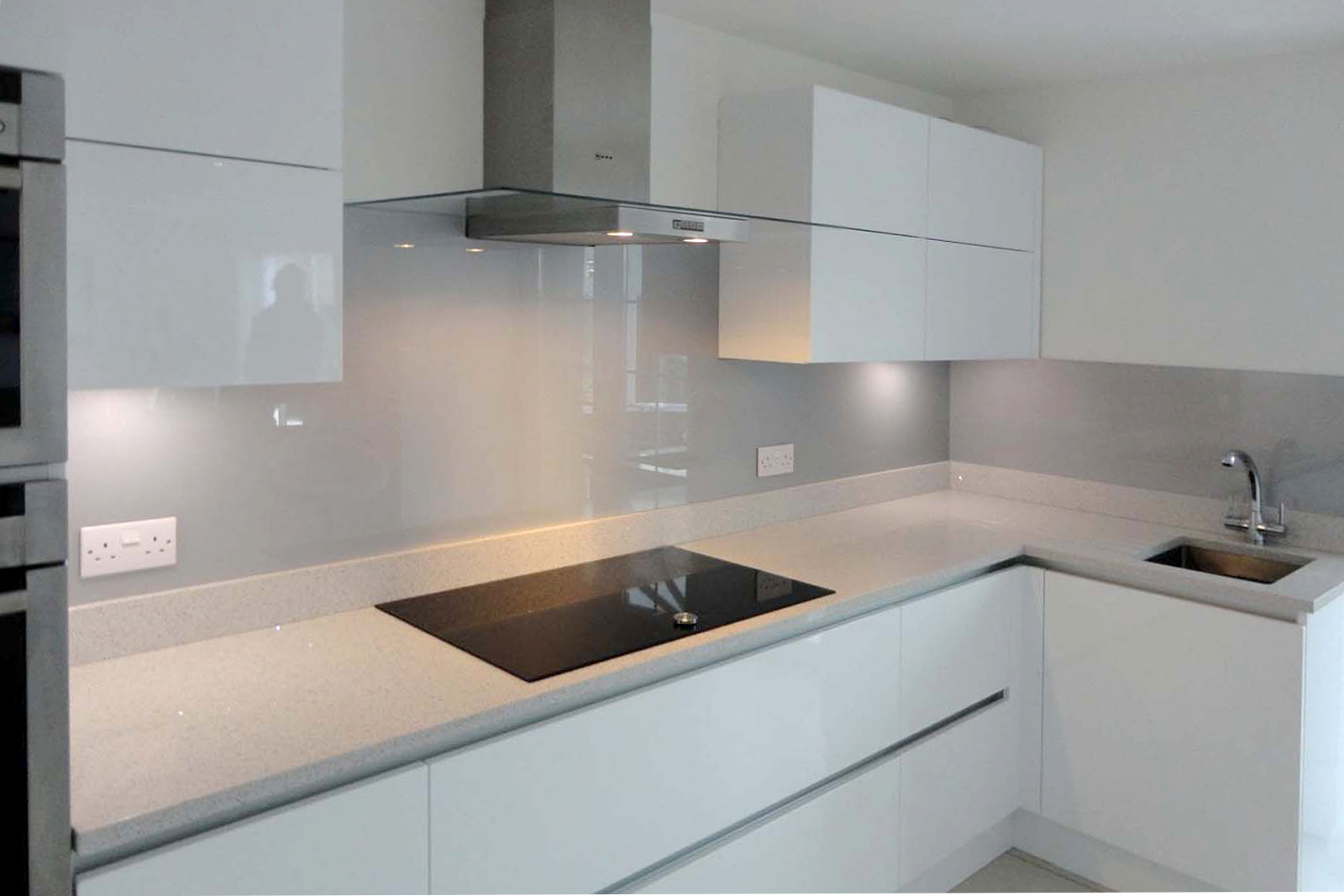 Colour Splashback - Gold Coast - Millennium Glass